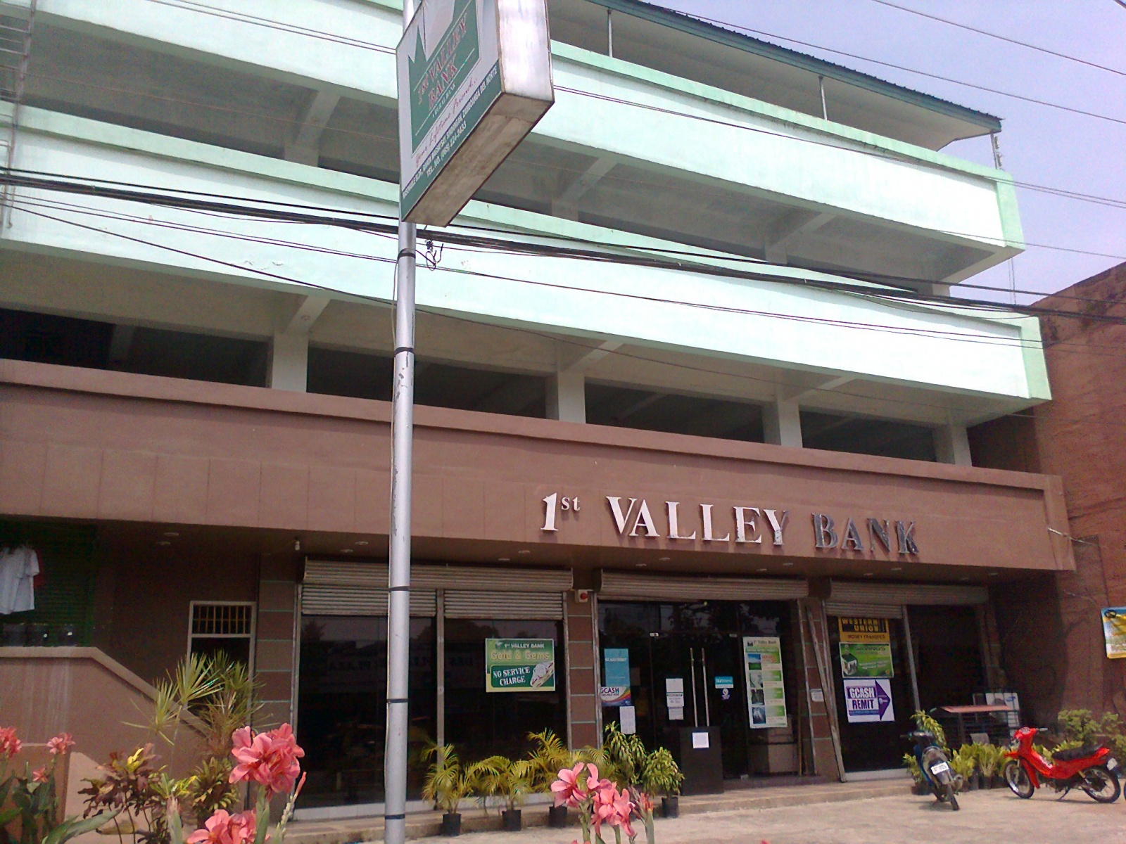 File:1st valley bank sindangan zamboanga del norte.jpg - Philippines