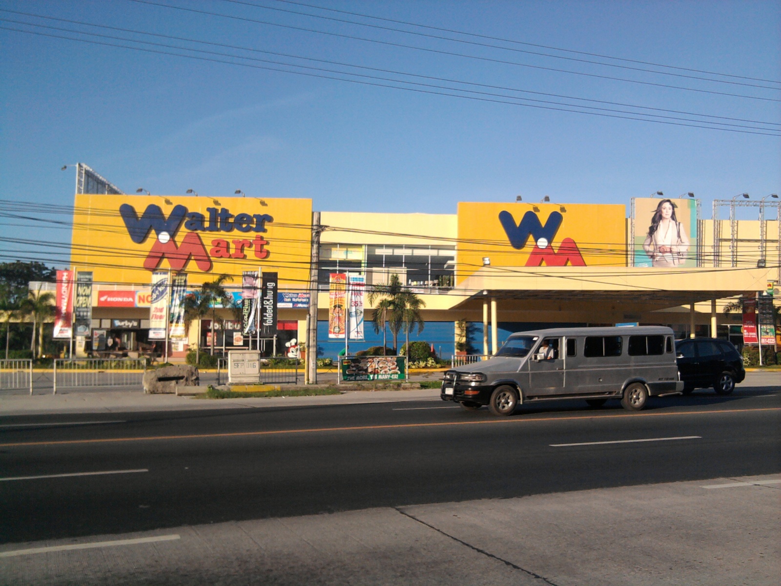 File:WALTER MART Brgy. San Agustin, San Fernando, Pampanga.jpg ...